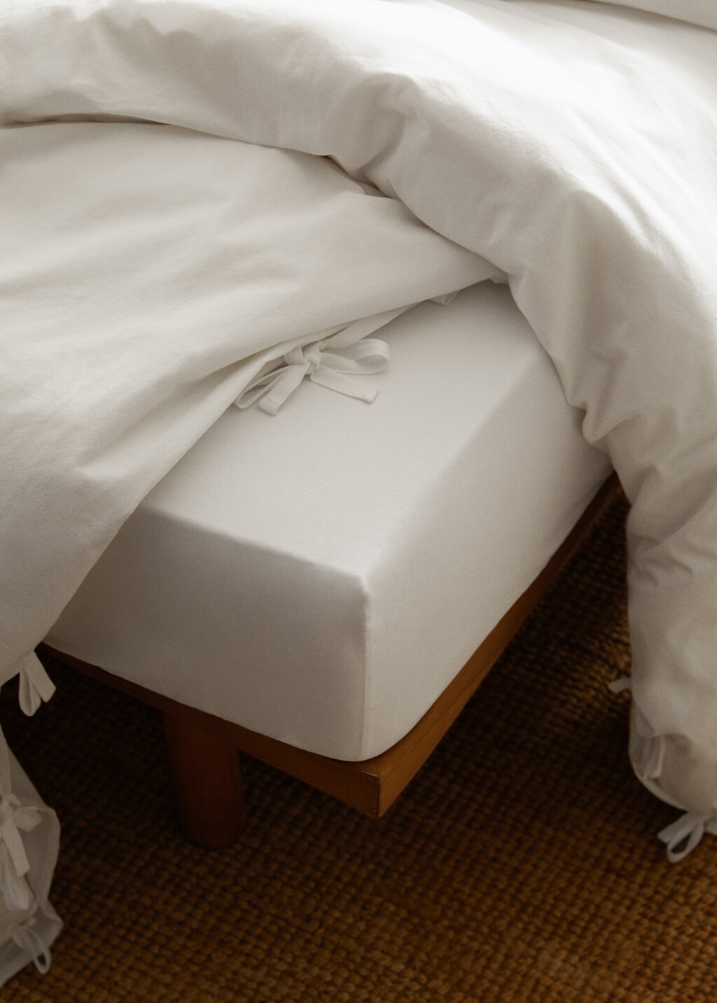 Washed cotton fitted sheet 180x200x30cm - Home | MANGO OUTLET United ...