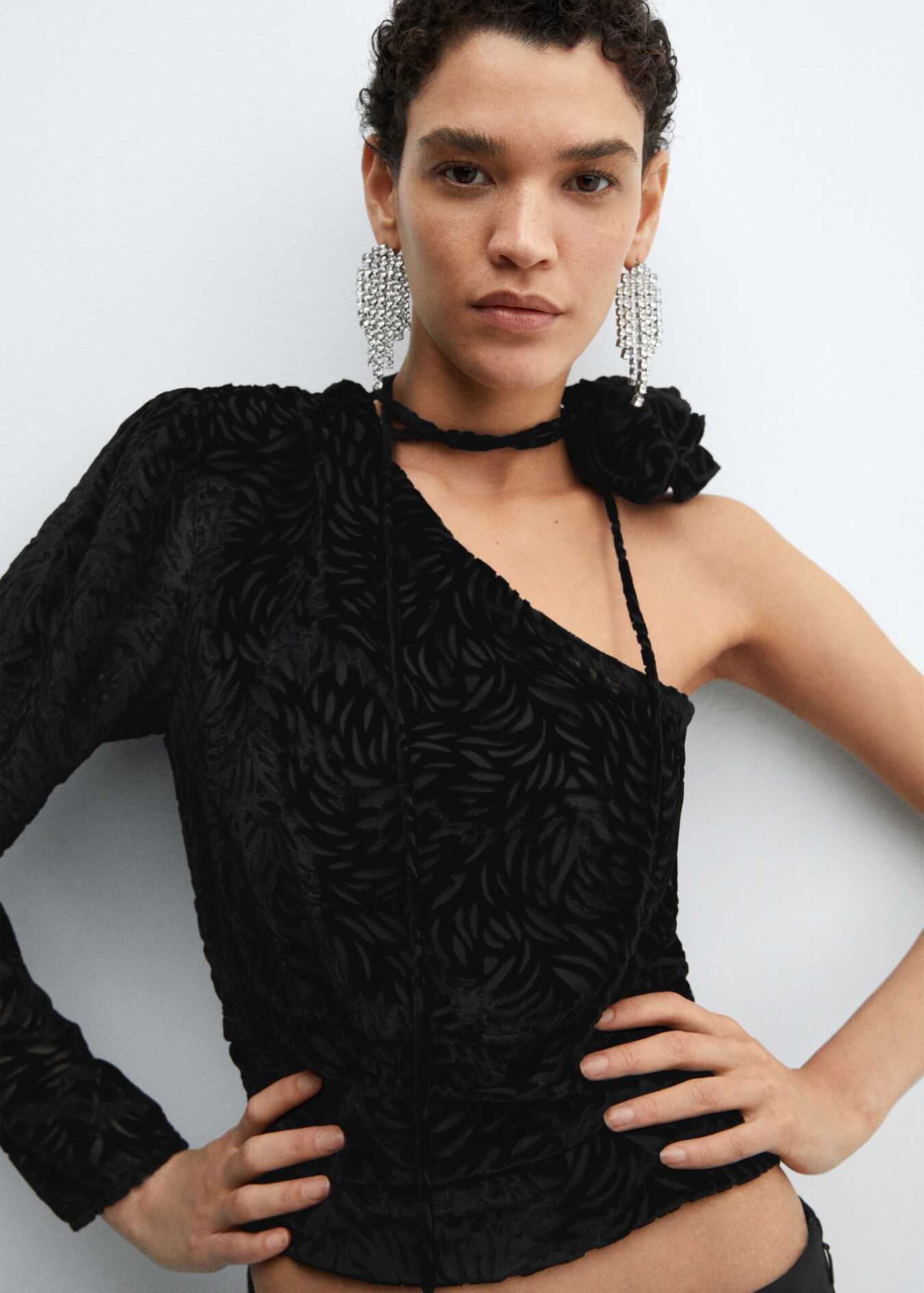 Maxi-flower velvet blouse - Women | MANGO OUTLET USA