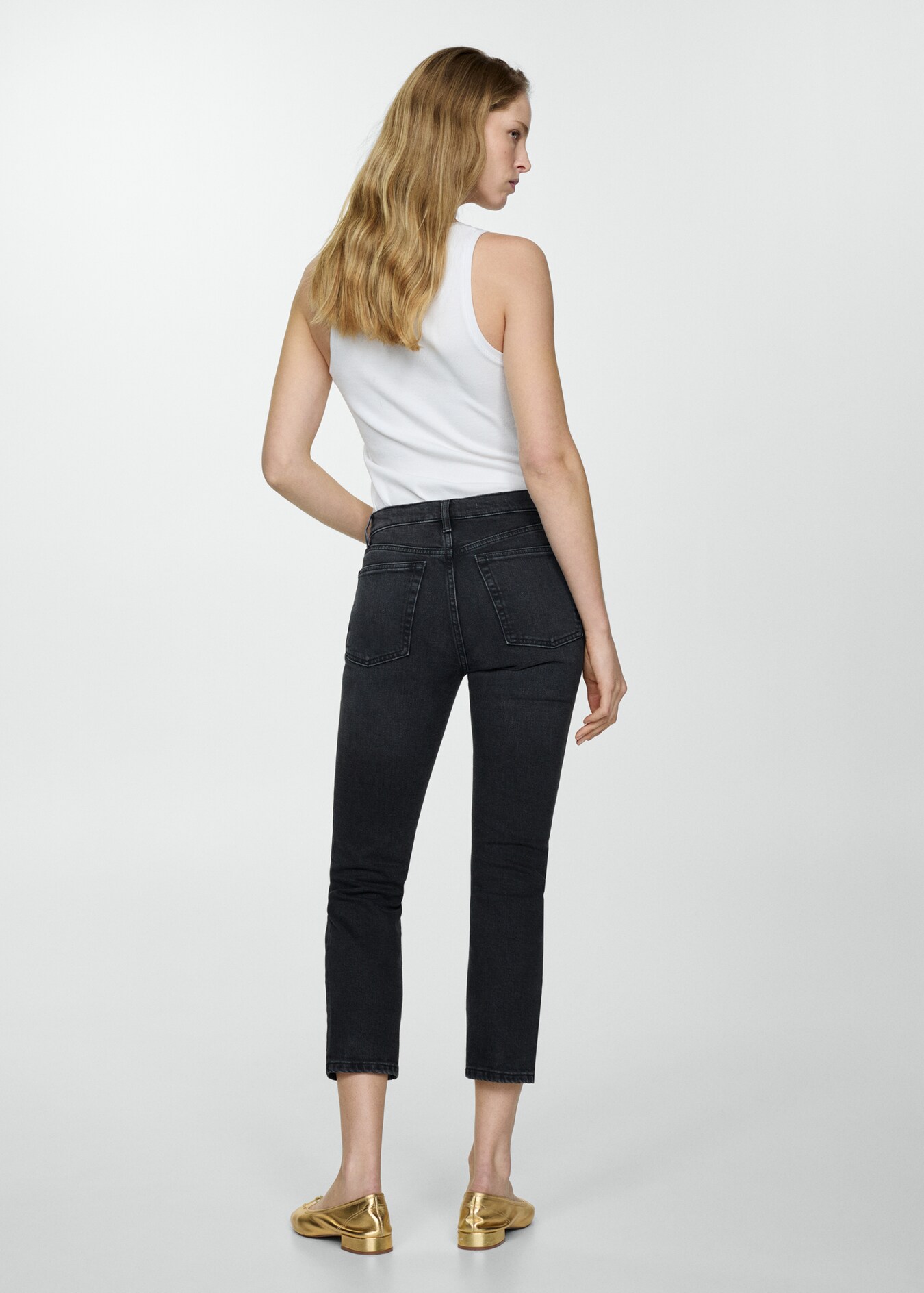 Claudia slim-fit cropped jeans - Women | MANGO OUTLET USA