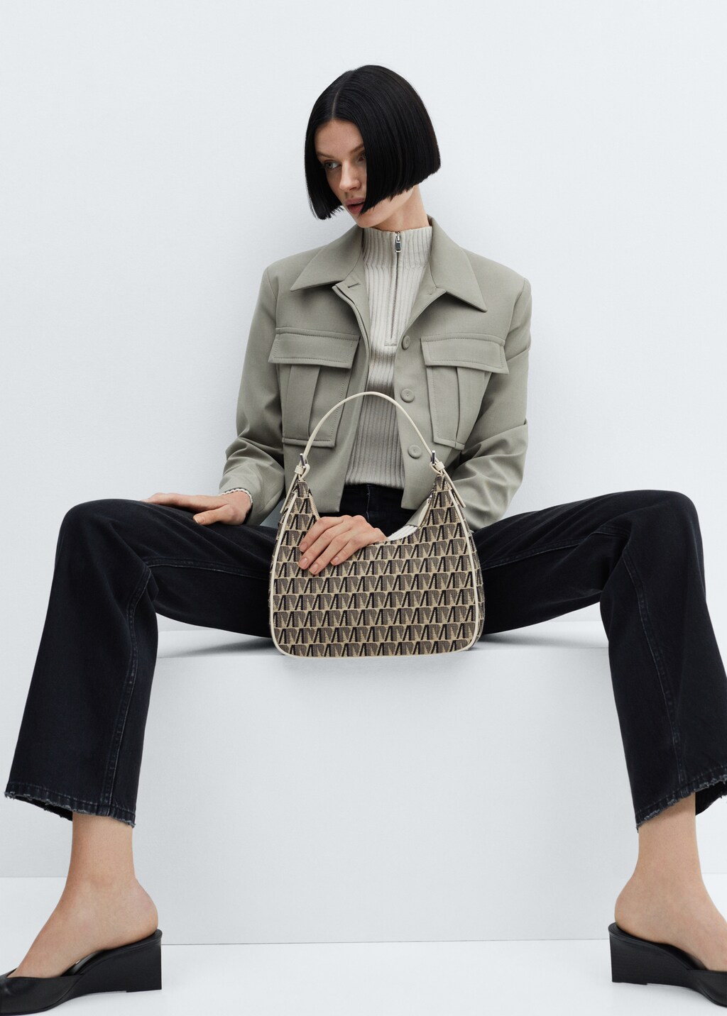 Jacquard shoulder bag - Women | MANGO OUTLET Greece