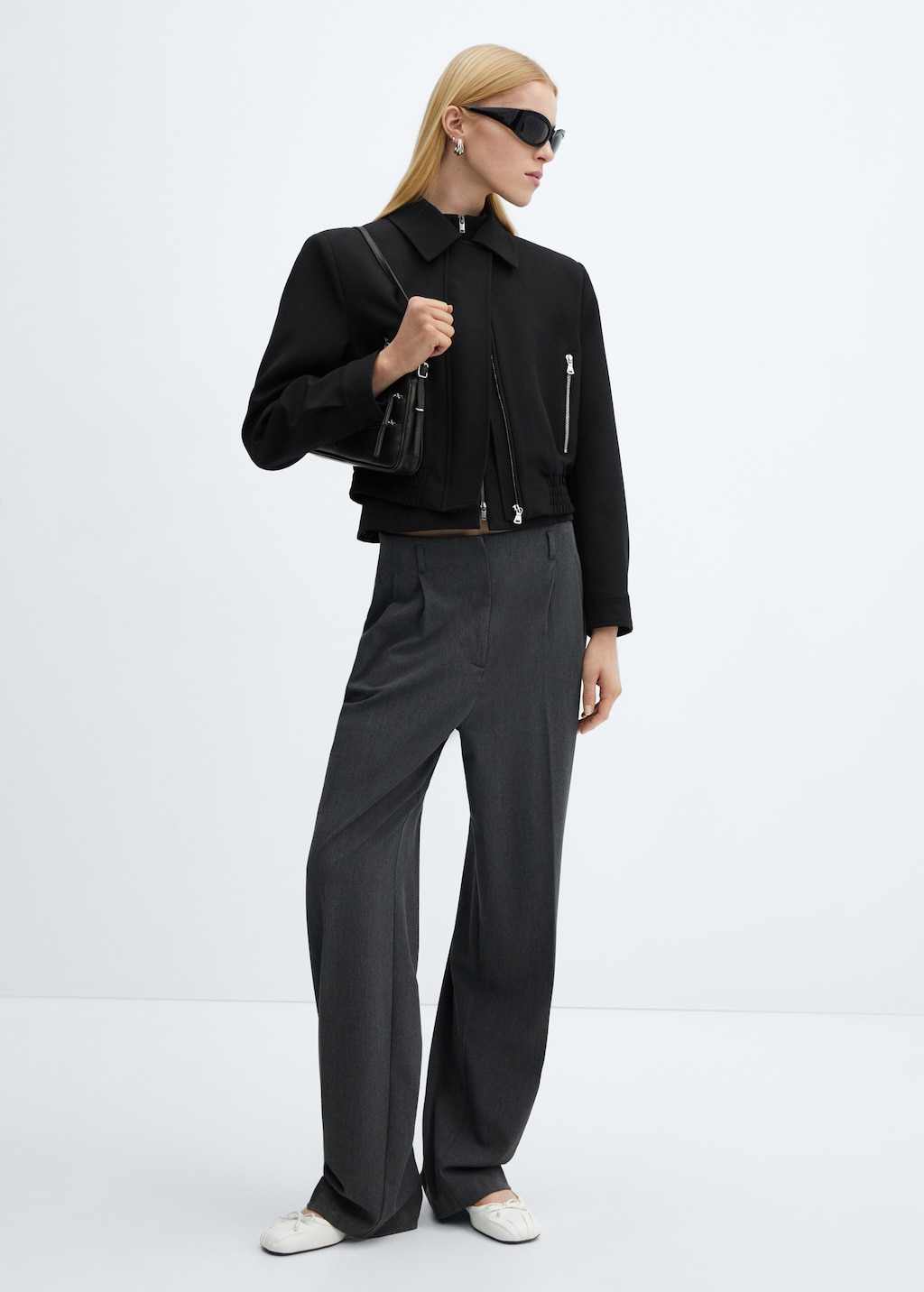 Cropped jacket with shoulder pads - Women | MANGO OUTLET USA Cropped jacket with shoulder pads - Women | MANGO OUTLET USA
