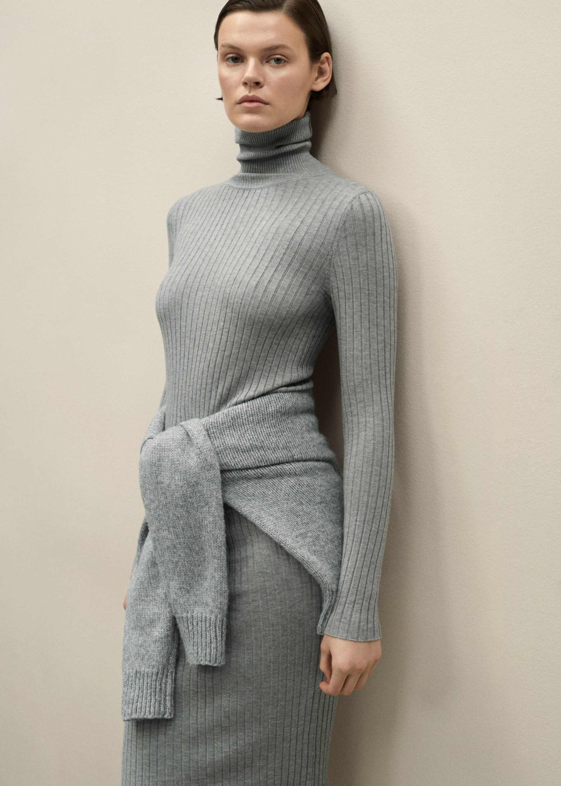 Women's clothes up to 85% off | Mango Outlet Romania 2025